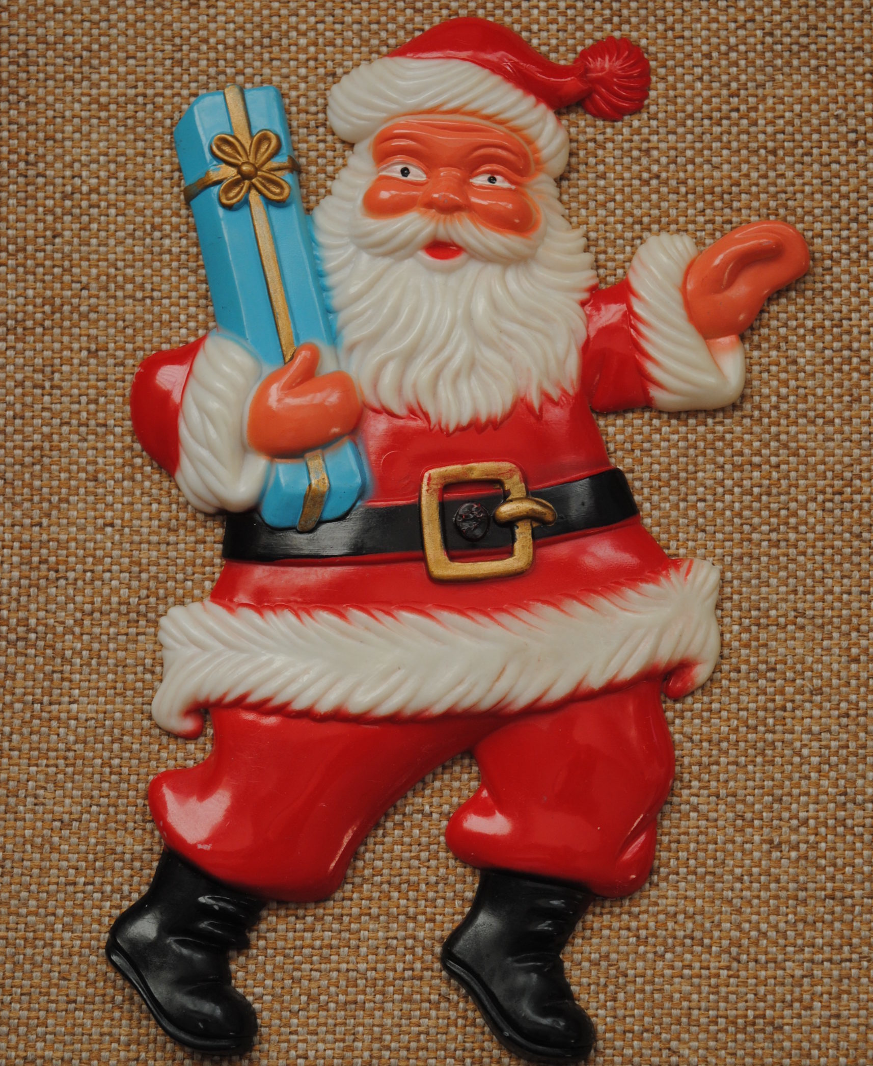 The 1st Santa Claus / Travel advice from a Greek
